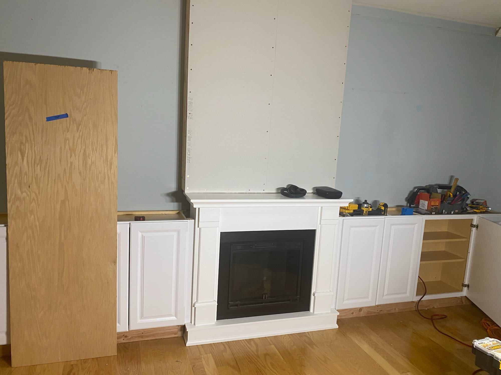 DIY Built-In Electric Fireplace - Staying Blonde